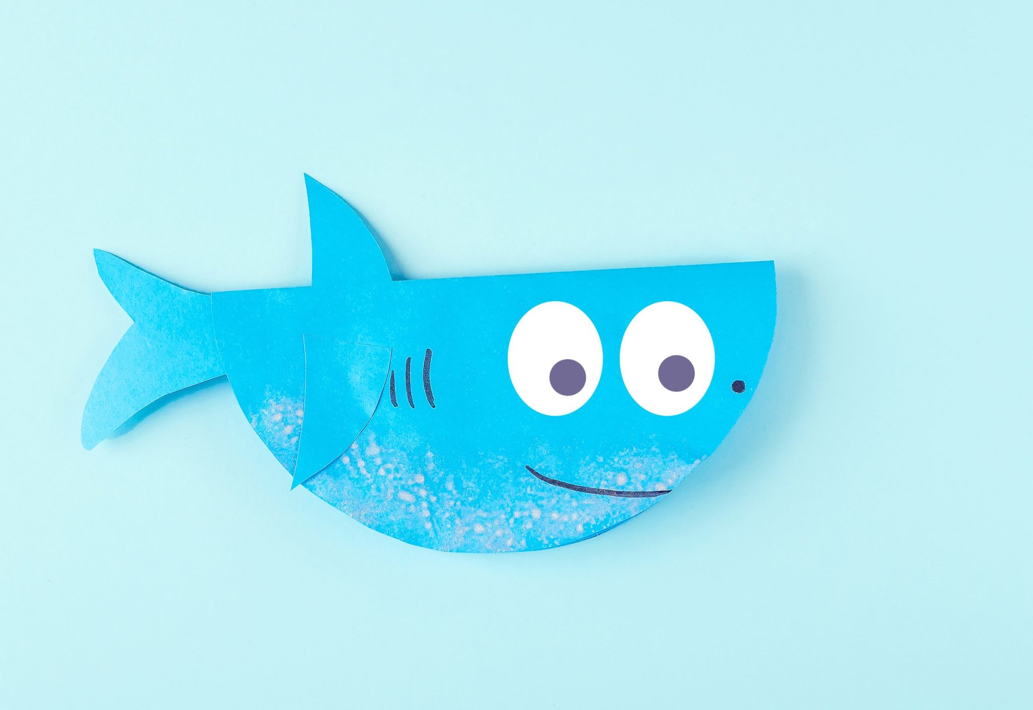 Hur man gör en gungande haj av papper - Pyssla med Viktoria