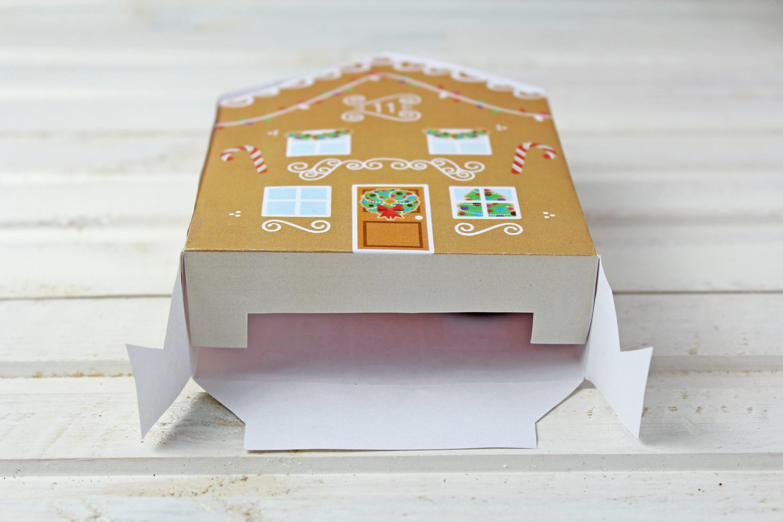 Gör en egen Pepparkakshus Julkalender av Papper - Pyssla med Viktoria