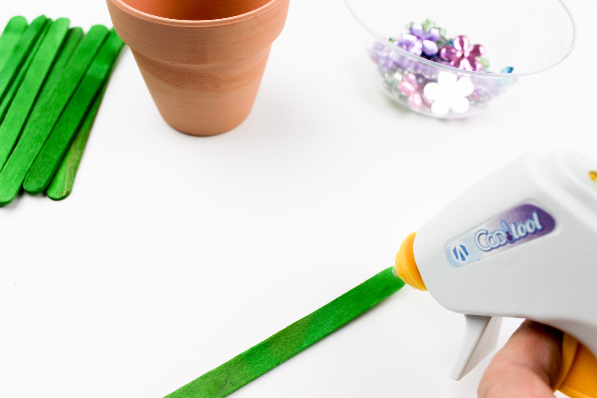 Blommor av Glasspinnar - Pyssla med Viktoria